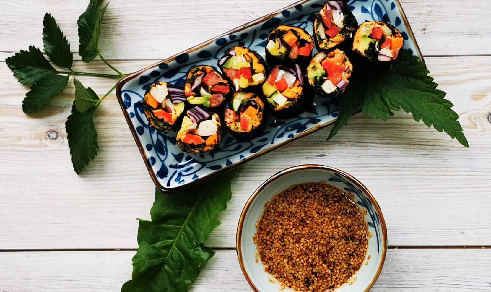 Wildpflanzen-Sushi mit Dips - 42 Grad.de eat.live.change